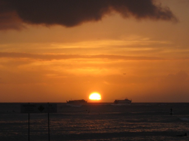 Colors of Hawaii: Oahu Orange Sunset - Go Visit Hawaii