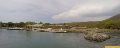 Hawaii Island Hopping: Guide to Hawaii Inter-island Flights or Ferry