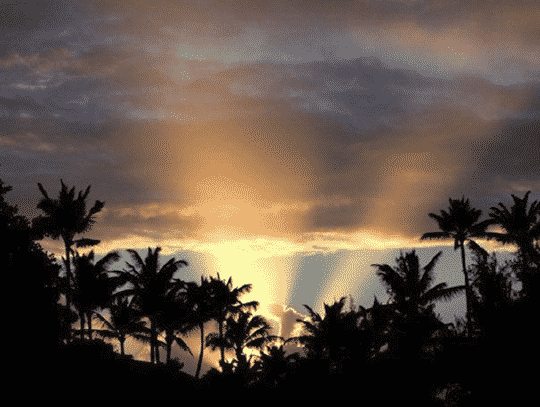Aloha Friday Photo: Sunset Rays Edition - Go Visit Hawaii