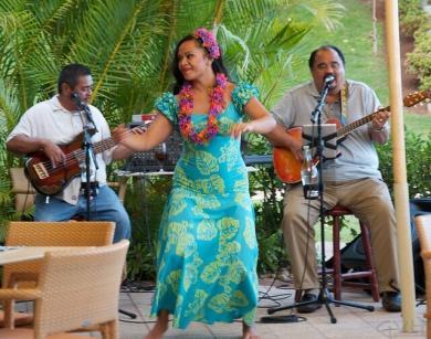 The Hawaiian Hula Dance: 10 facts you may not already know - Go Visit ...