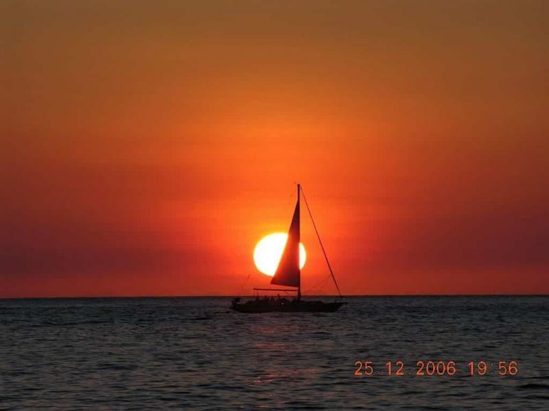 Aloha Friday Photo: "A sunset to remember" - Go Visit Hawaii