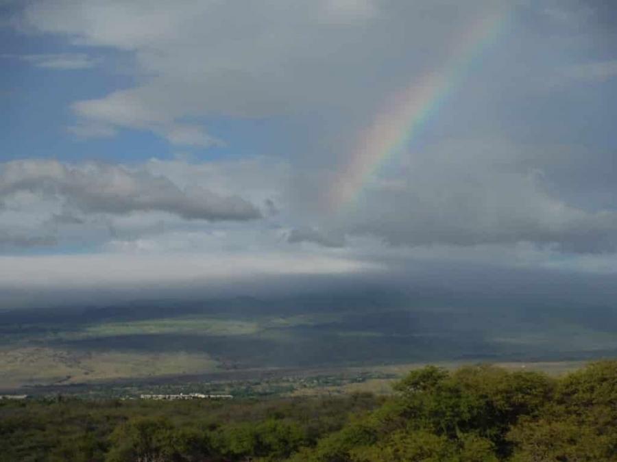 Aloha Friday Photo: "towards the volcano, a beautiful rainbow appeared ...