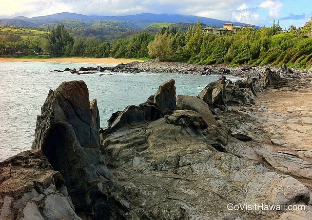 Take me there Tuesday: Dragon's Teeth, Maui - Go Visit Hawaii