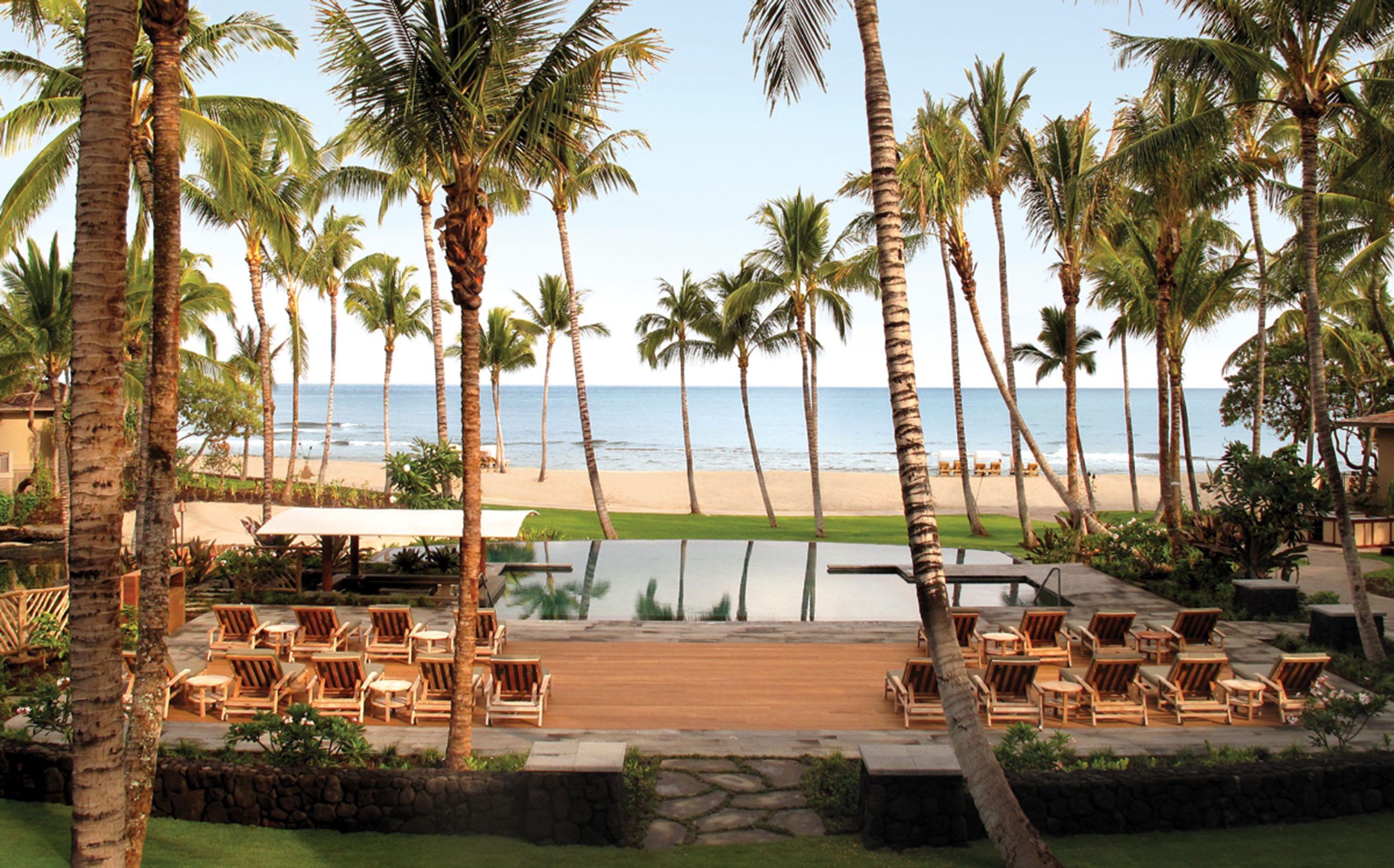 Best Hawaii, Big Island, hotels with infinity pools - Go Visit Hawaii