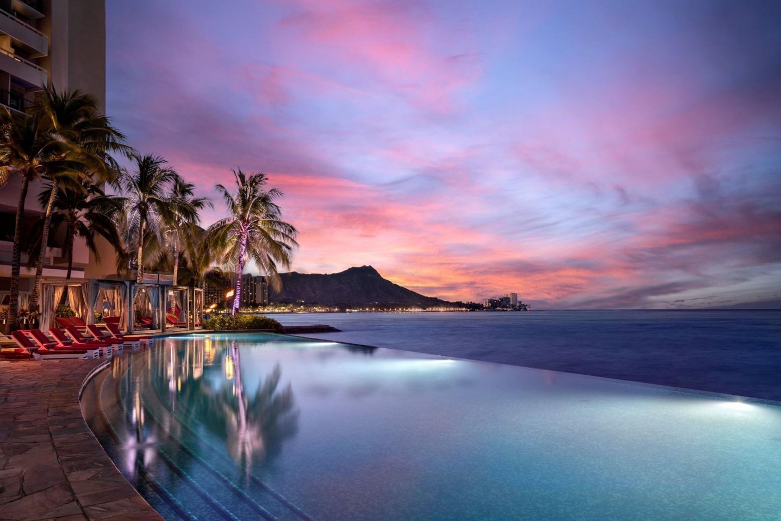Best Oahu hotels with infinity pools - Go Visit Hawaii