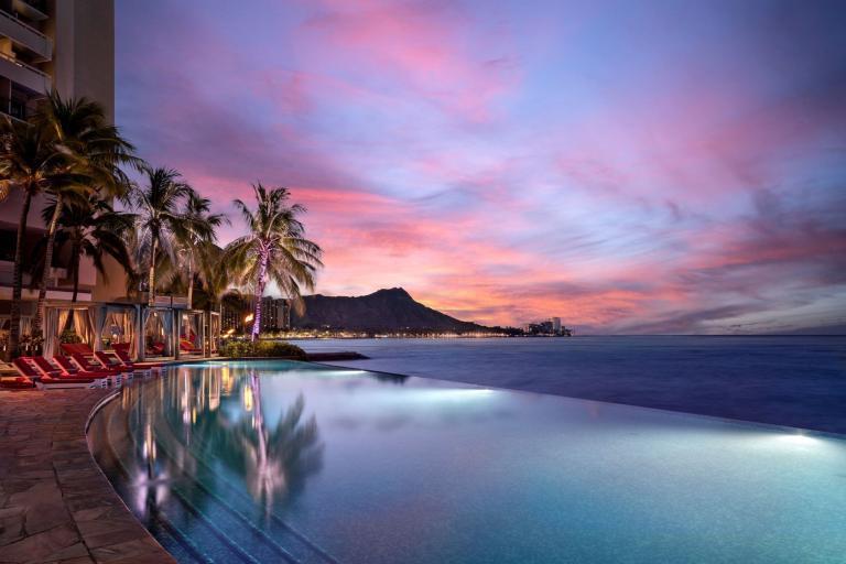 Best Oahu hotels with infinity pools - Go Visit Hawaii