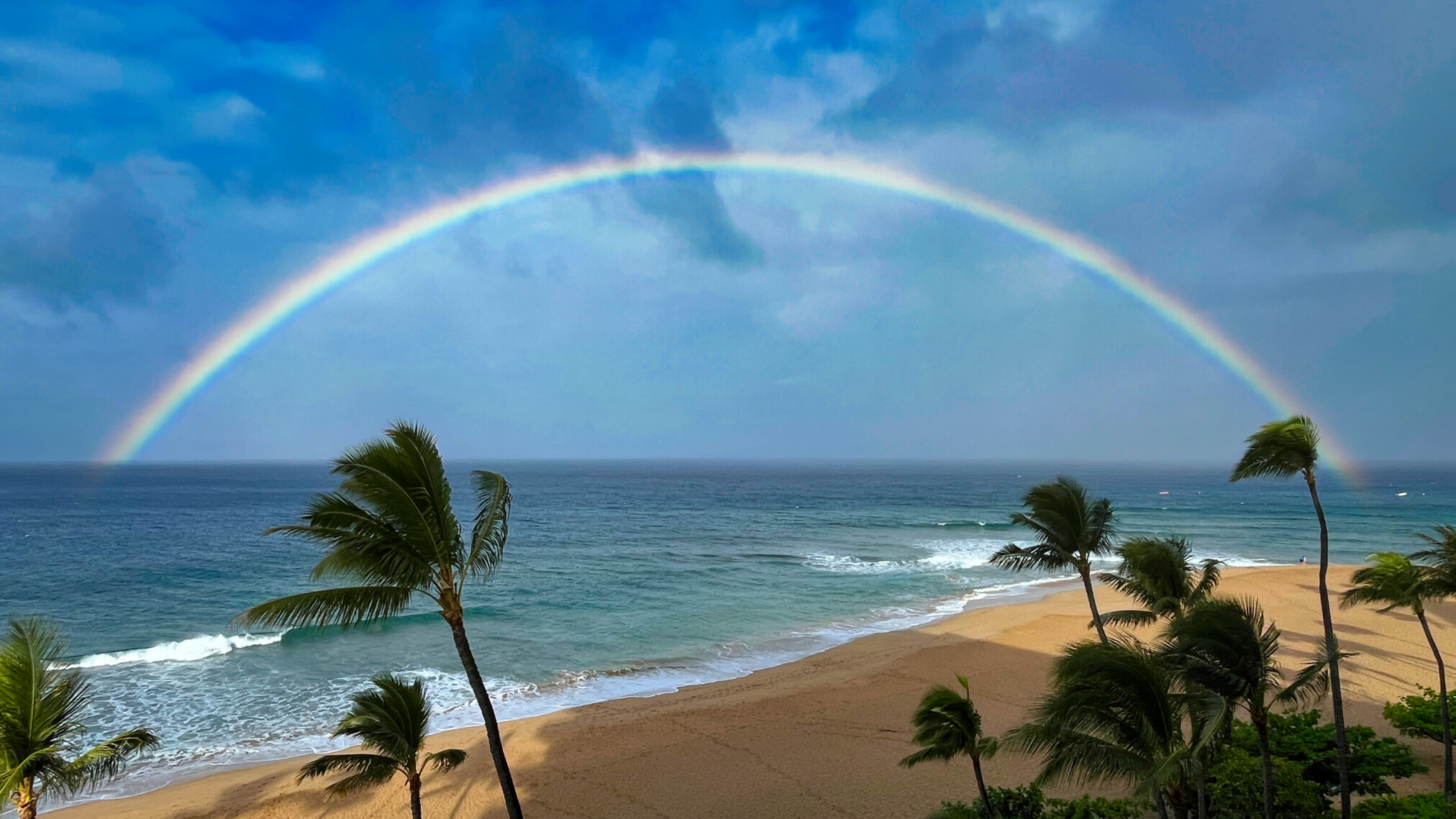 Aloha Friday Photo: Ka'anapali Beach Rainbow - Go Visit Hawaii